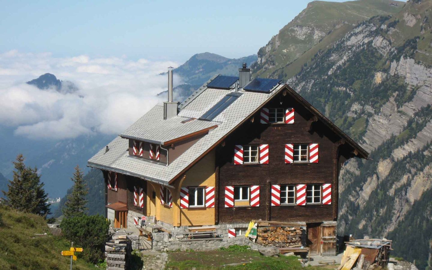 A guide to Switzerland's mountain hut system